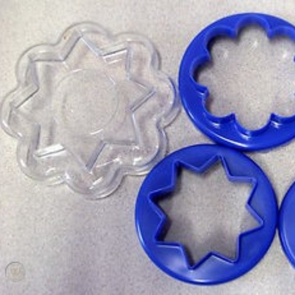 Tupperware | Kitchen | Tupperware Cookie Cutter Set | Poshmark